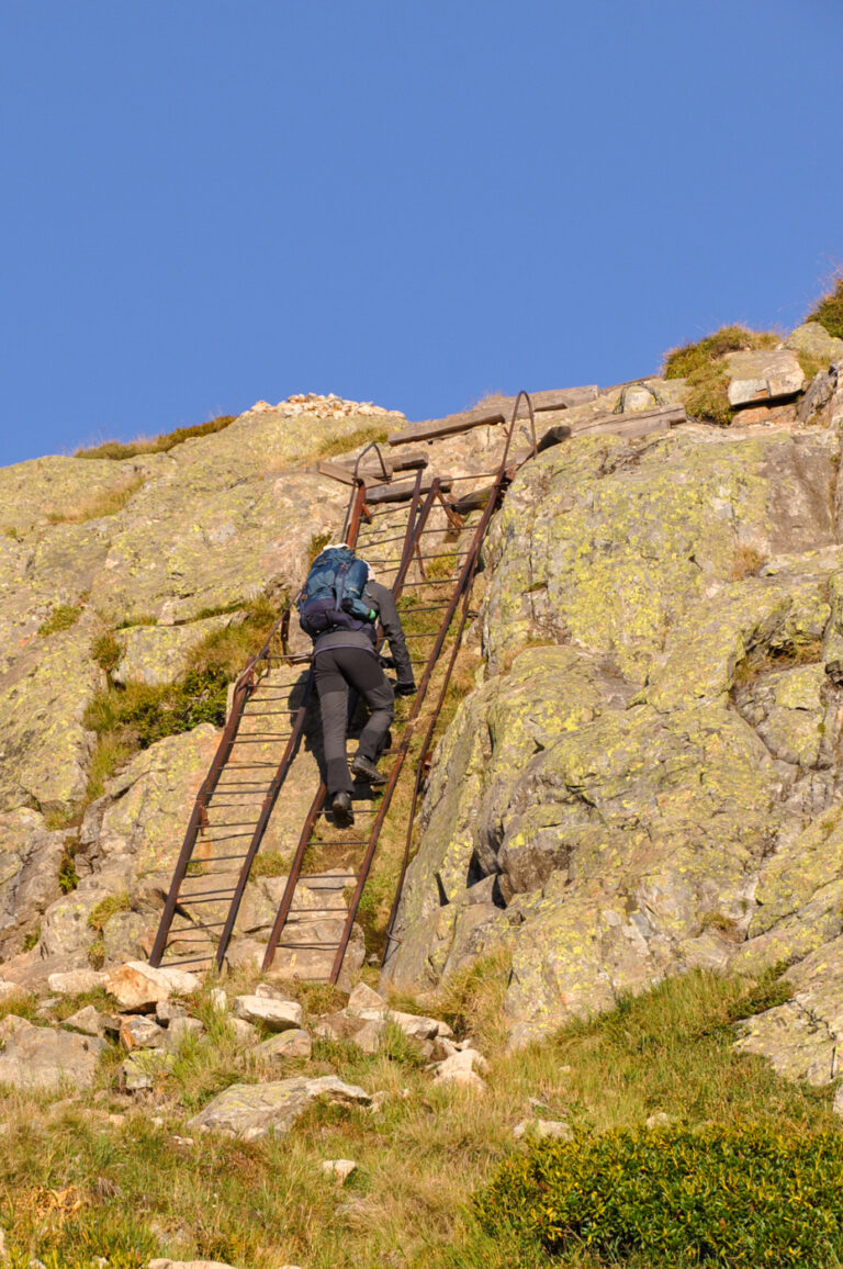 Tour des aiguilles rouges en 4 jours : le guide complet - La Marinière ...