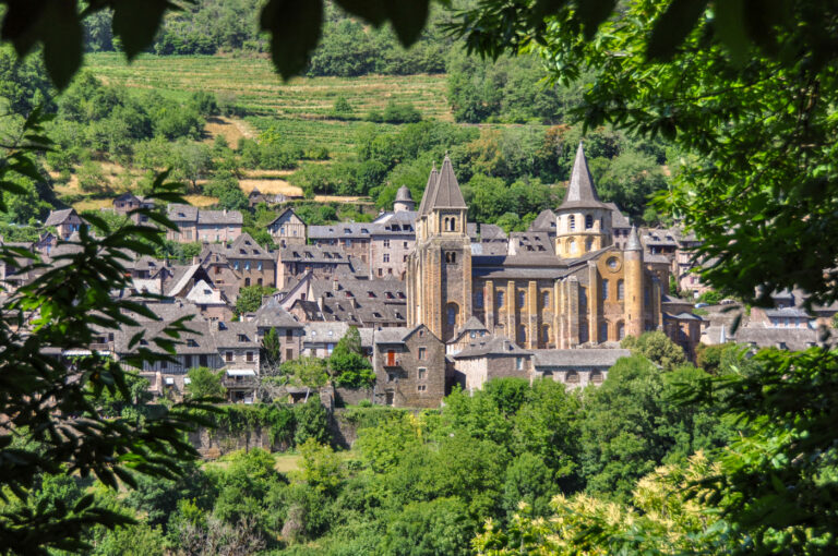 Visiter Conques : le guide complet - La Marinière en Voyage